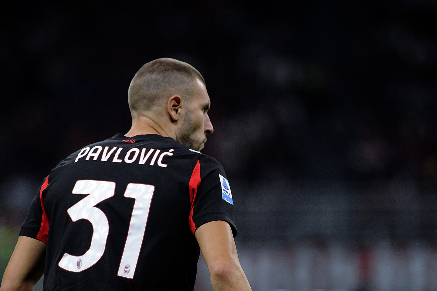 Pavlovic convocato Milan-Lecce: sorpresa dopo i 9 punti di sutura